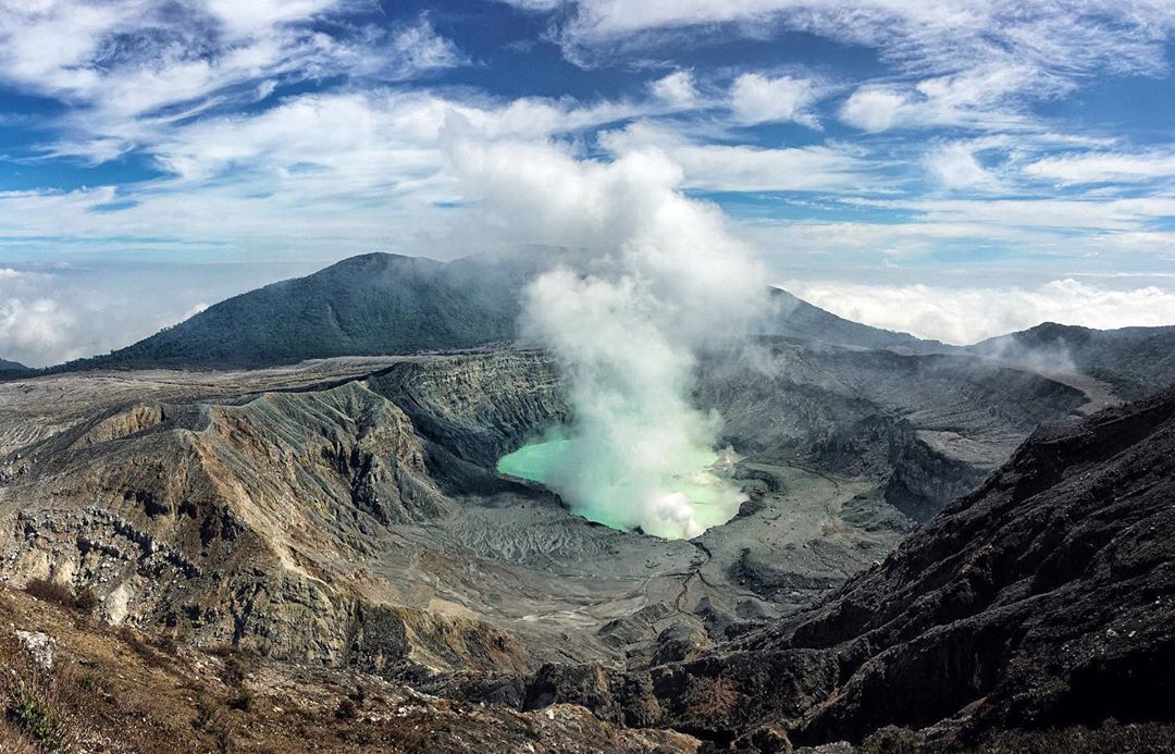 Poás Volcano National Park - Active Crater & Cloud Forest